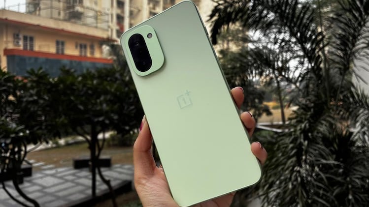 OnePlus 15R review: When flagship performance meets affordability