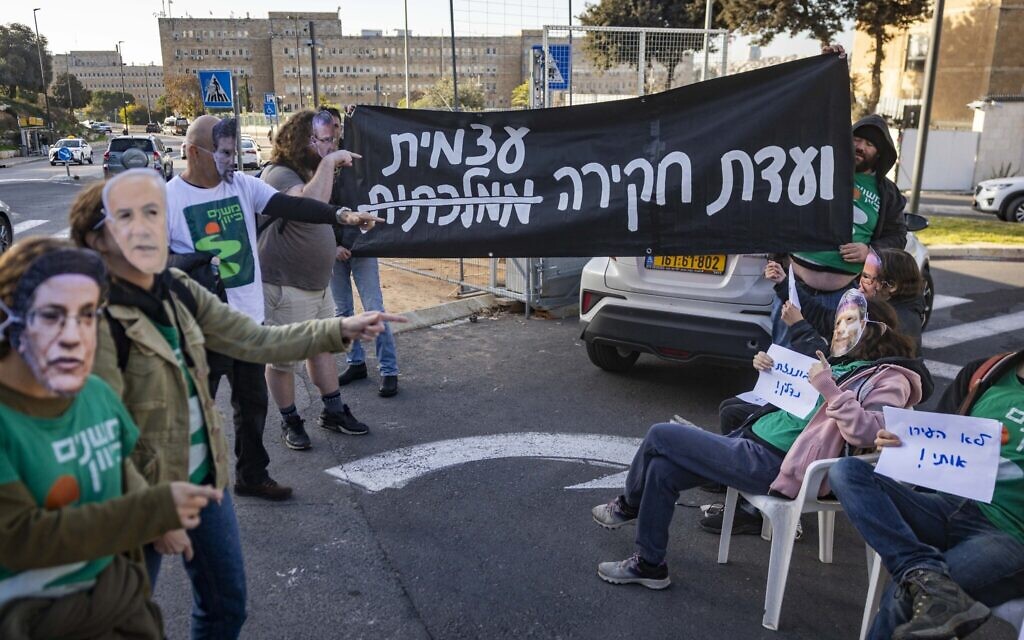 Bereaved families: Government 'will not bury the truth' with ...