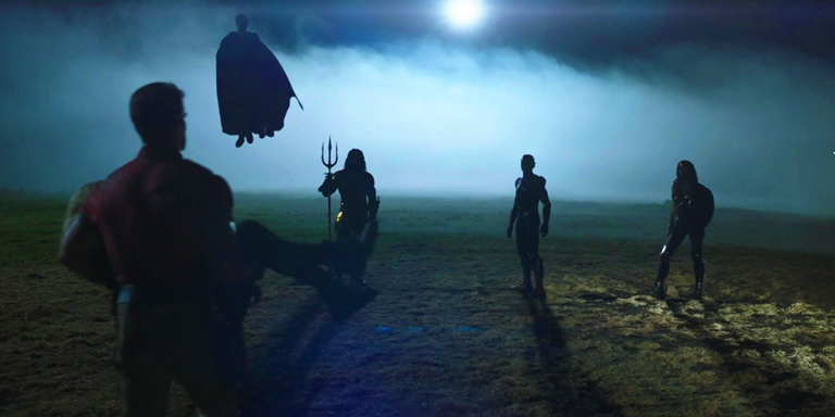 DC’s Justice League retcon makes more sense after Supergirl’s first trailer