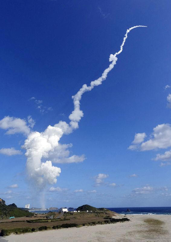 Japanese H3 rocket fails to launch, losing navigation satellite