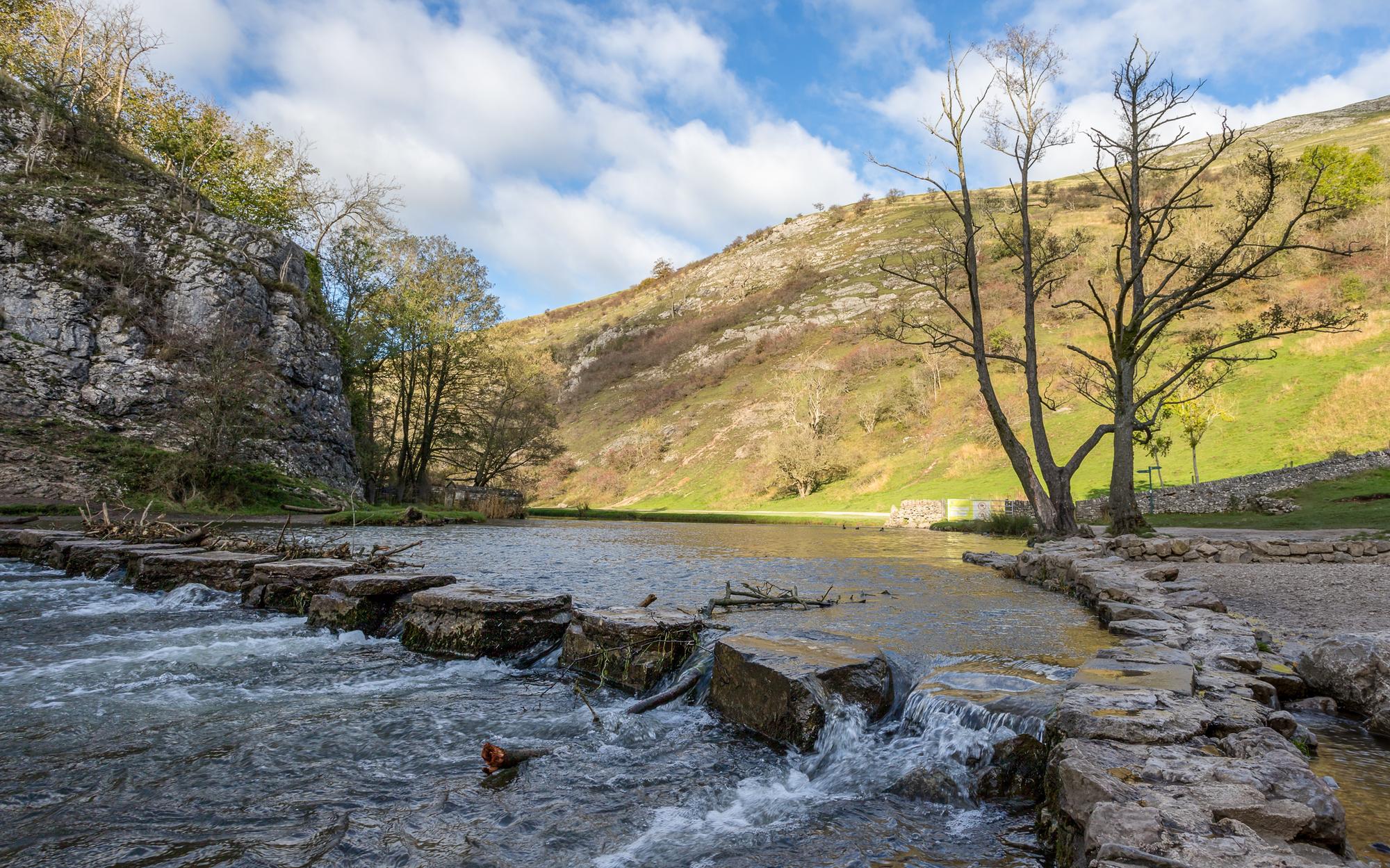 The gorgeous 'bucketlist' valley tucked away in Derbyshire that's a ...