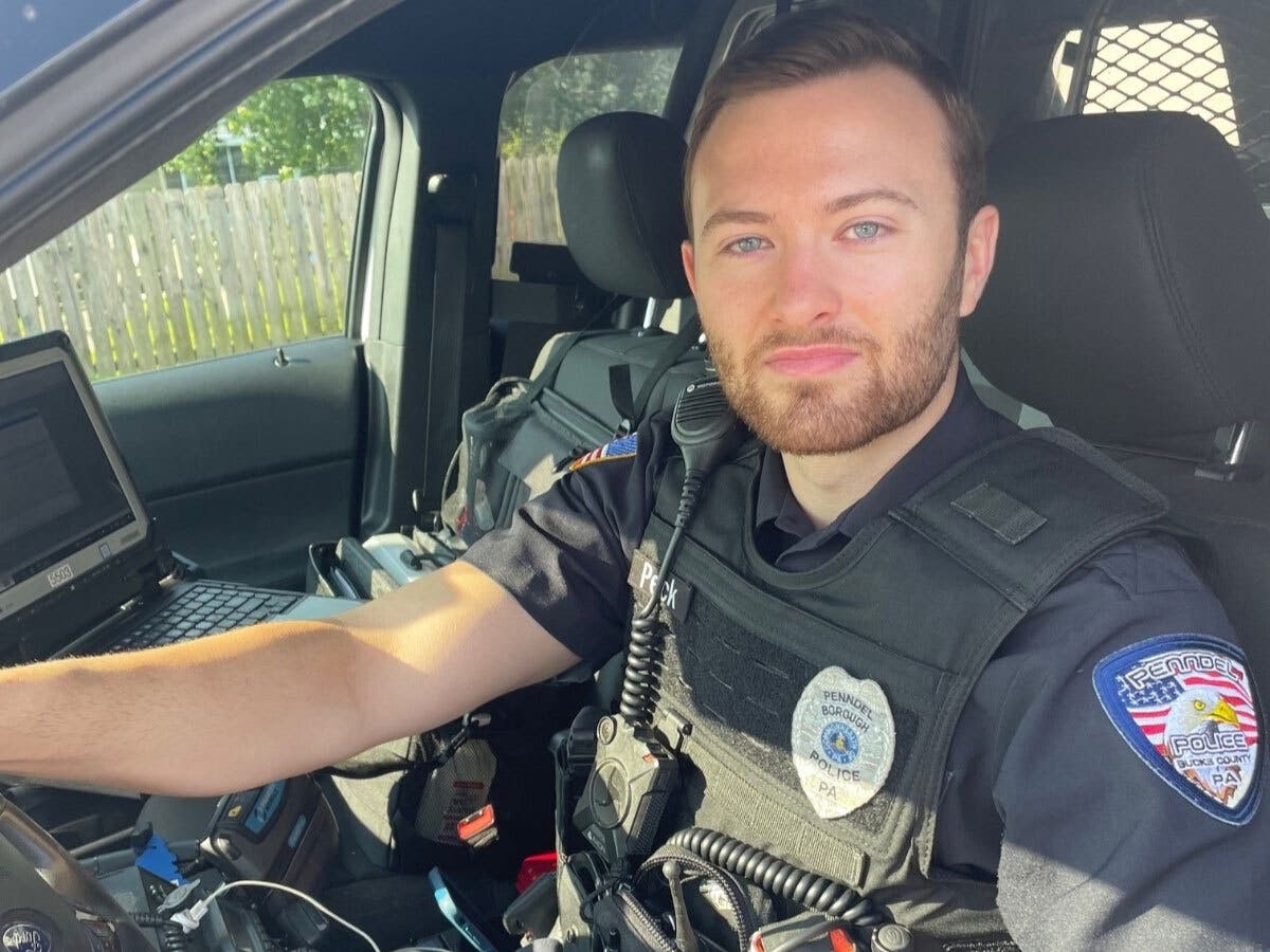 'Heroic' Bucks Co. police officer who rescued 8 now raising funds for them