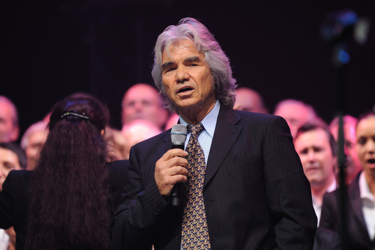 Daniel Guichard vit désormais dans un camping-car de luxe, voici à quoi ...