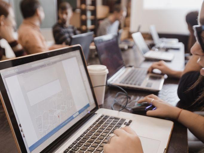 Aston University wins government funding to offer digital skills ...