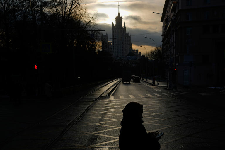 Russia’s economy keeps driving its war, but it could break in 2026