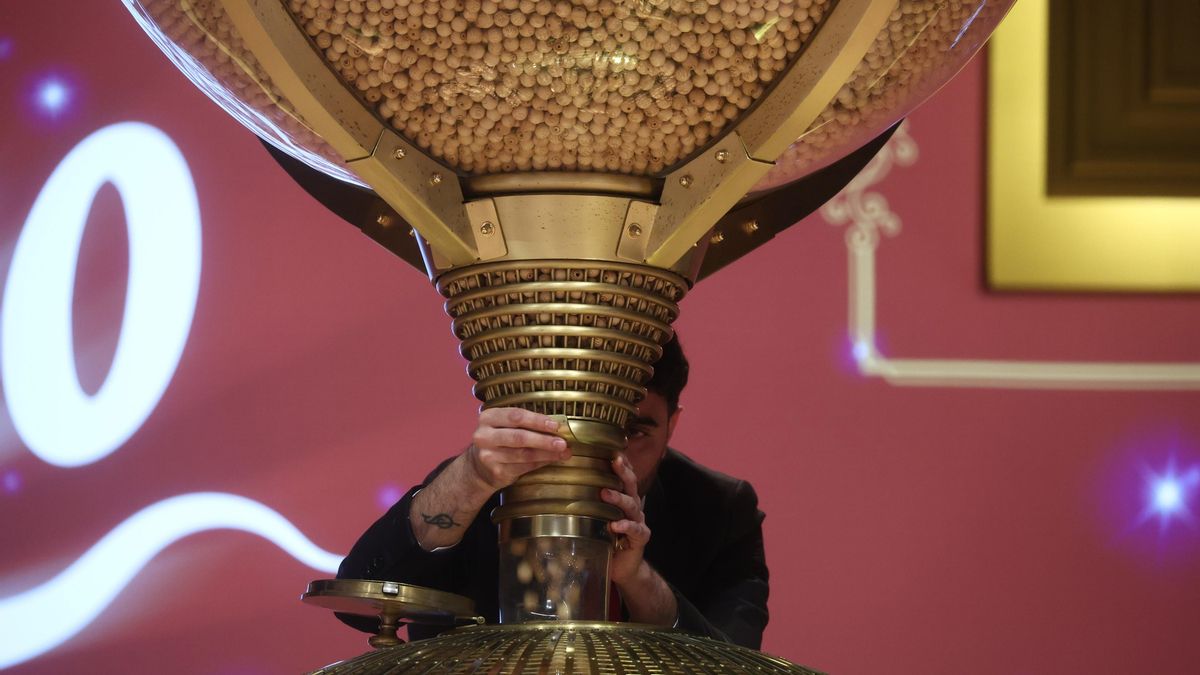 El 78477 reparte un cuarto premio de la Lotería de Navidad en València ...