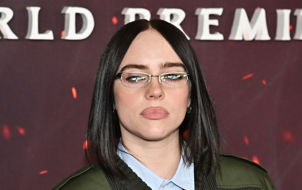 Billie Eilish gags fans with completely unrecognisable – and hilarious ...
