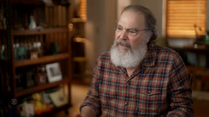 The Princess Bride star breaks down in tears over Rob Reiner’s murder