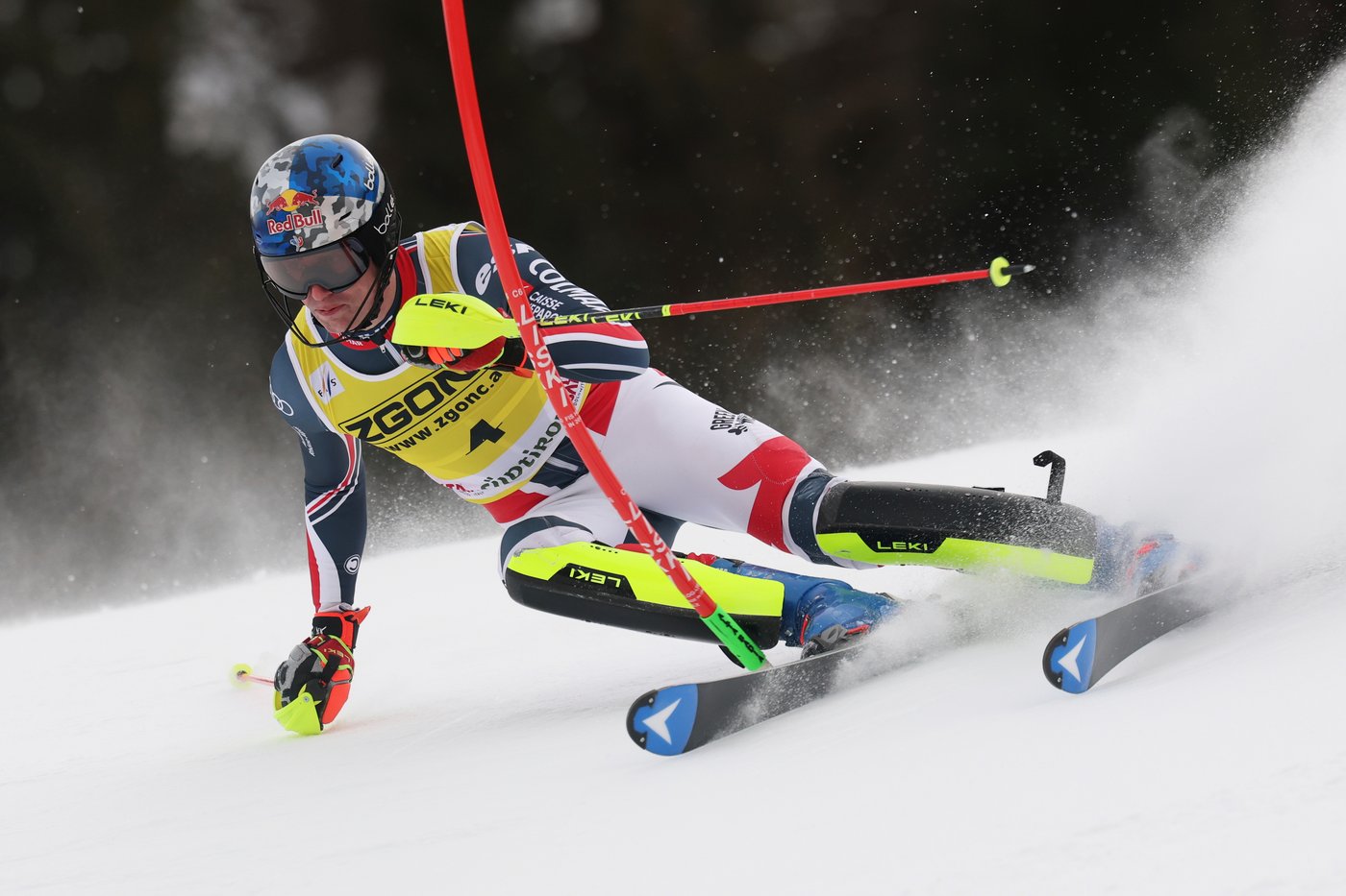 First Noël. Olympic slalom champion Clément leads first run of World ...