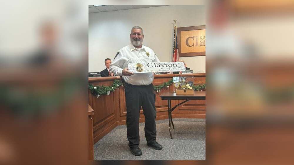 Local police chief retires after nearly 30 years