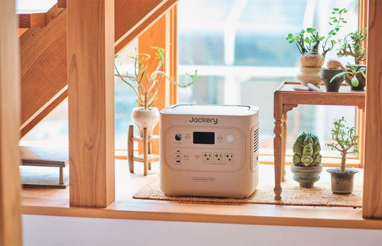 【2025年下半期トレンド総決算】史上最薄iPhoneに鬼滅375億、大谷MVP…激動の半年間でヒットしたモノ・コトを完全網羅