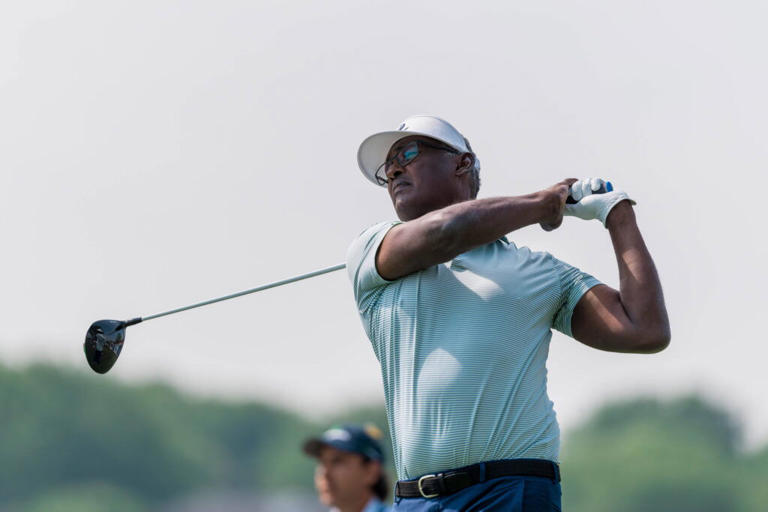 Vijay Singh’s ex-caddie laughs back at his first salary: “I started too ...