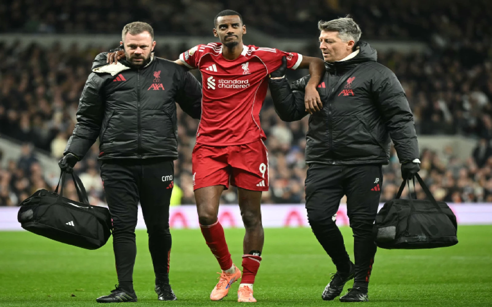 Liverpool fear Isak has broken leg