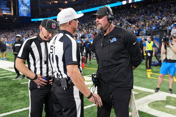 Officials explain controversial pass interference at the end of ...