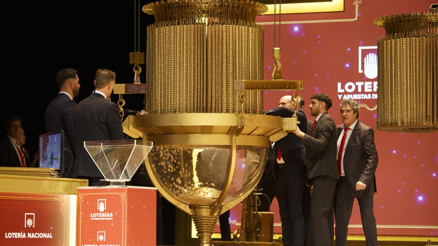 60649, segundo quinto premio de la Lotería de Navidad, alegra las ...