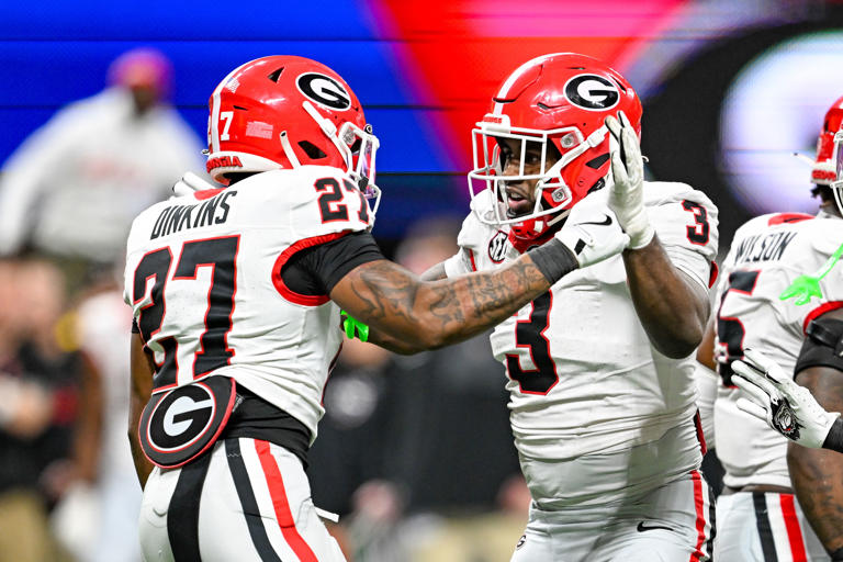 College Football Playoff’s 8 remaining teams, ranked by national ...