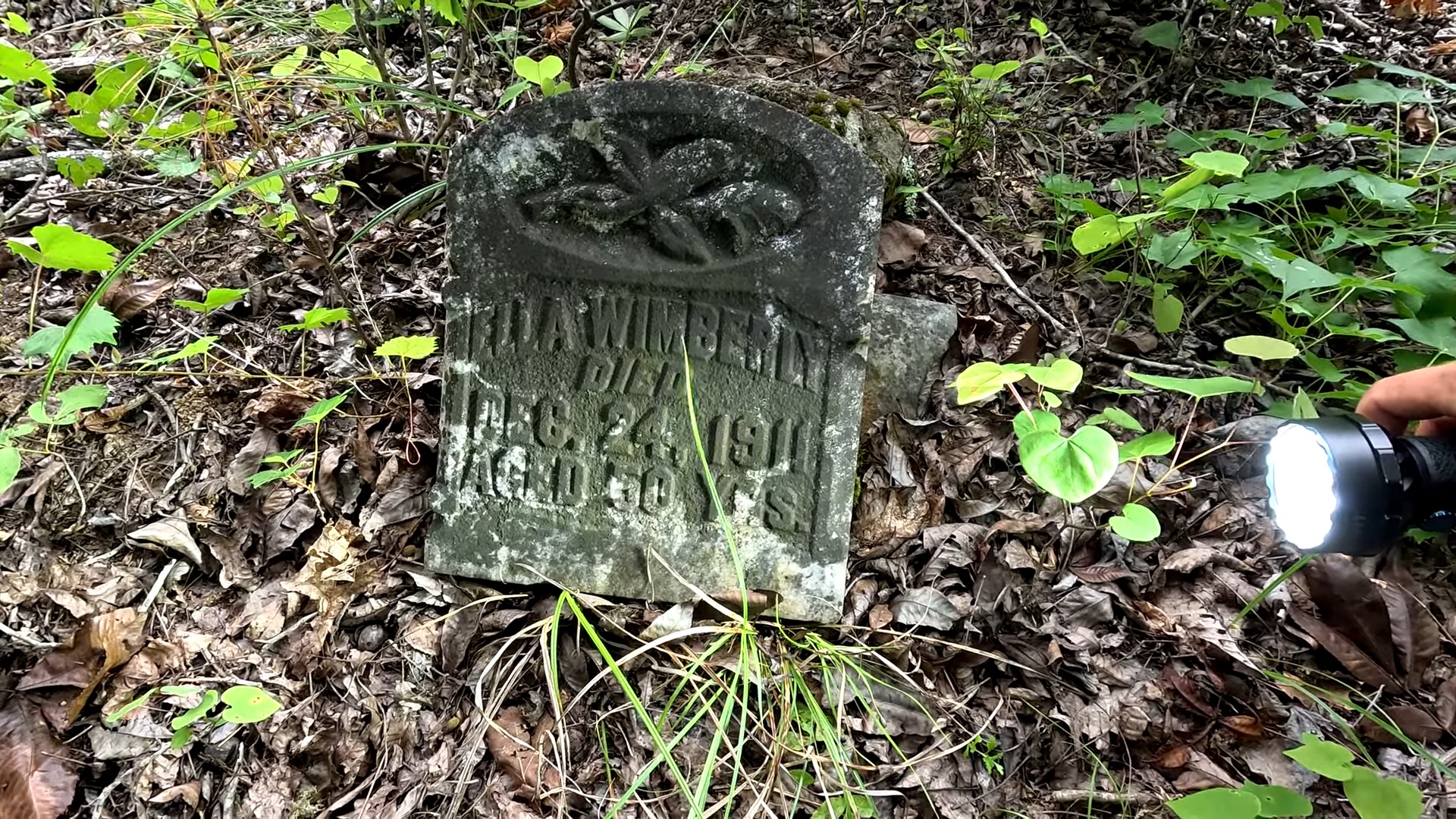 Why only one grave was marked in this slave cemetery