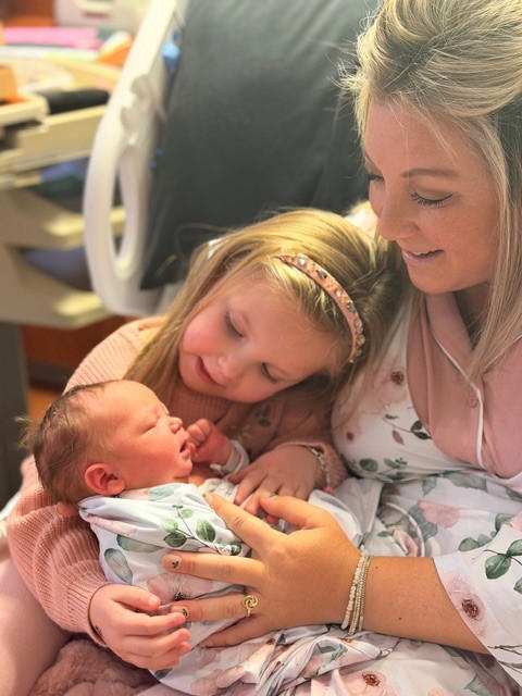 It’s a girl! WANE 15 anchor Alyssa Ivanson and family welcome third child