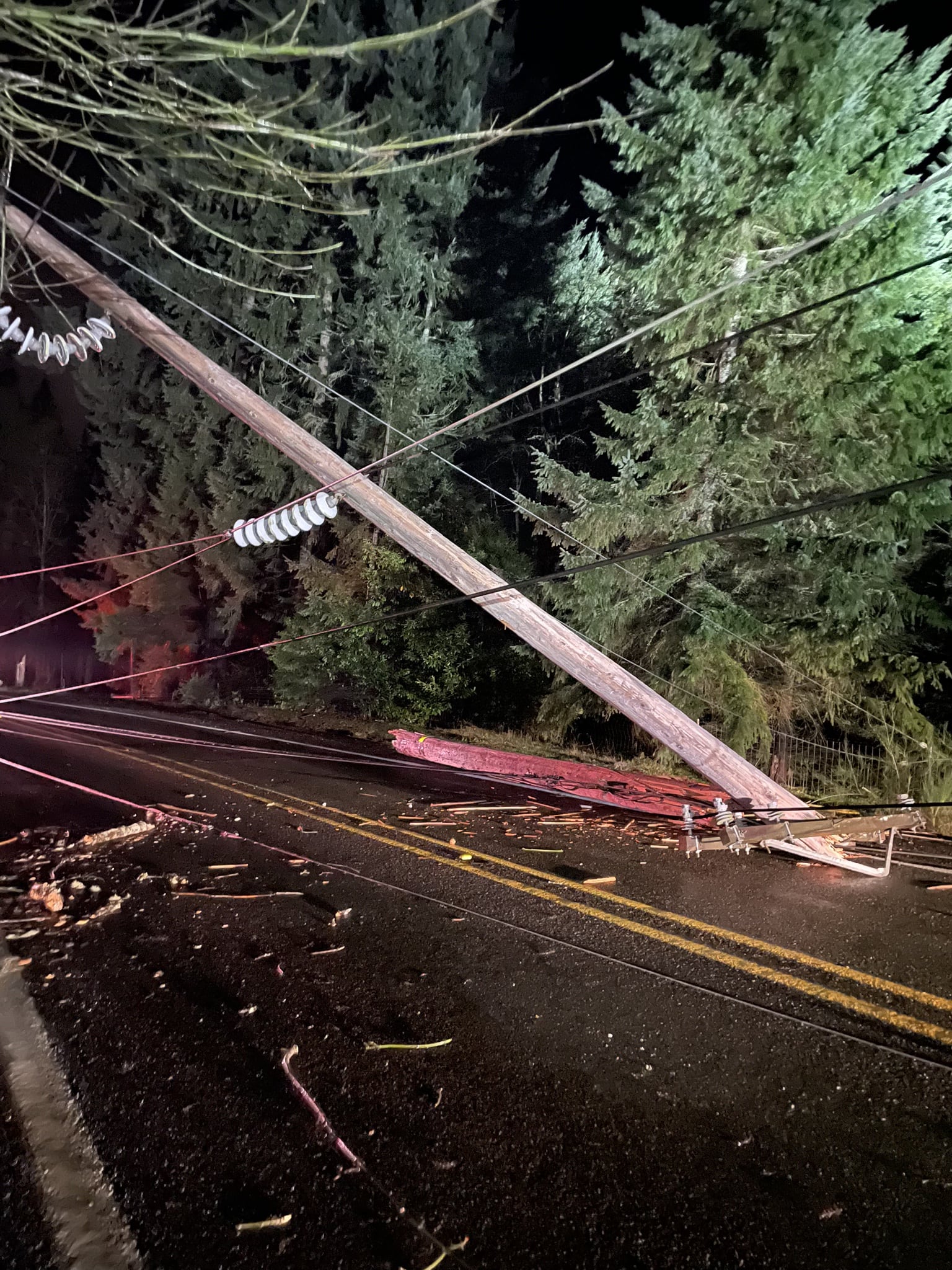 Thousands without power in Key Peninsula after car hits transmission pole