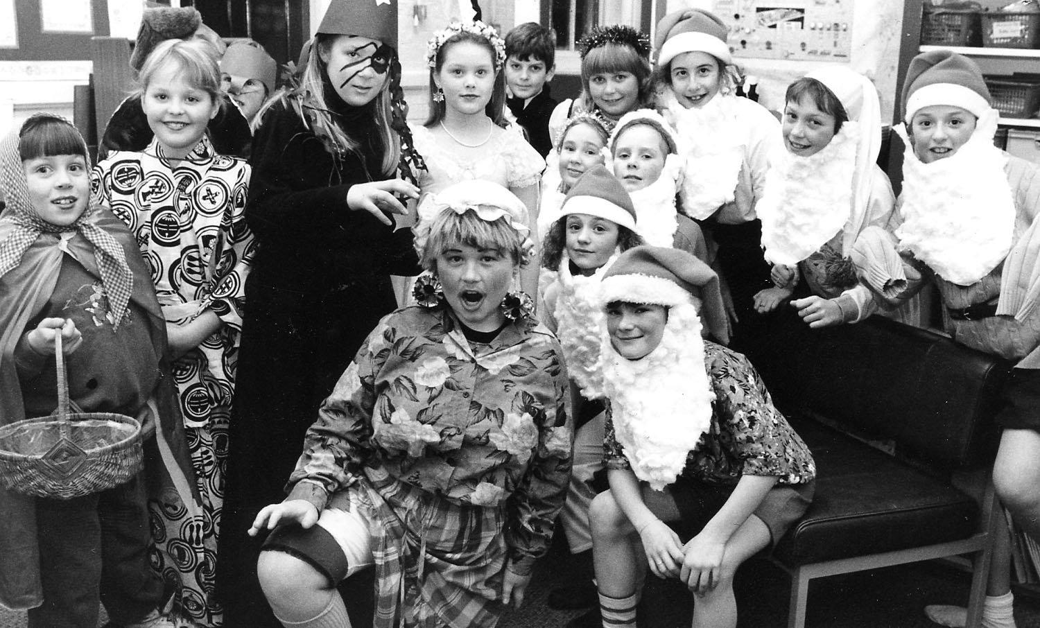 Derbyshire retro: 41 photos taking you back to the 90s, from changing ...