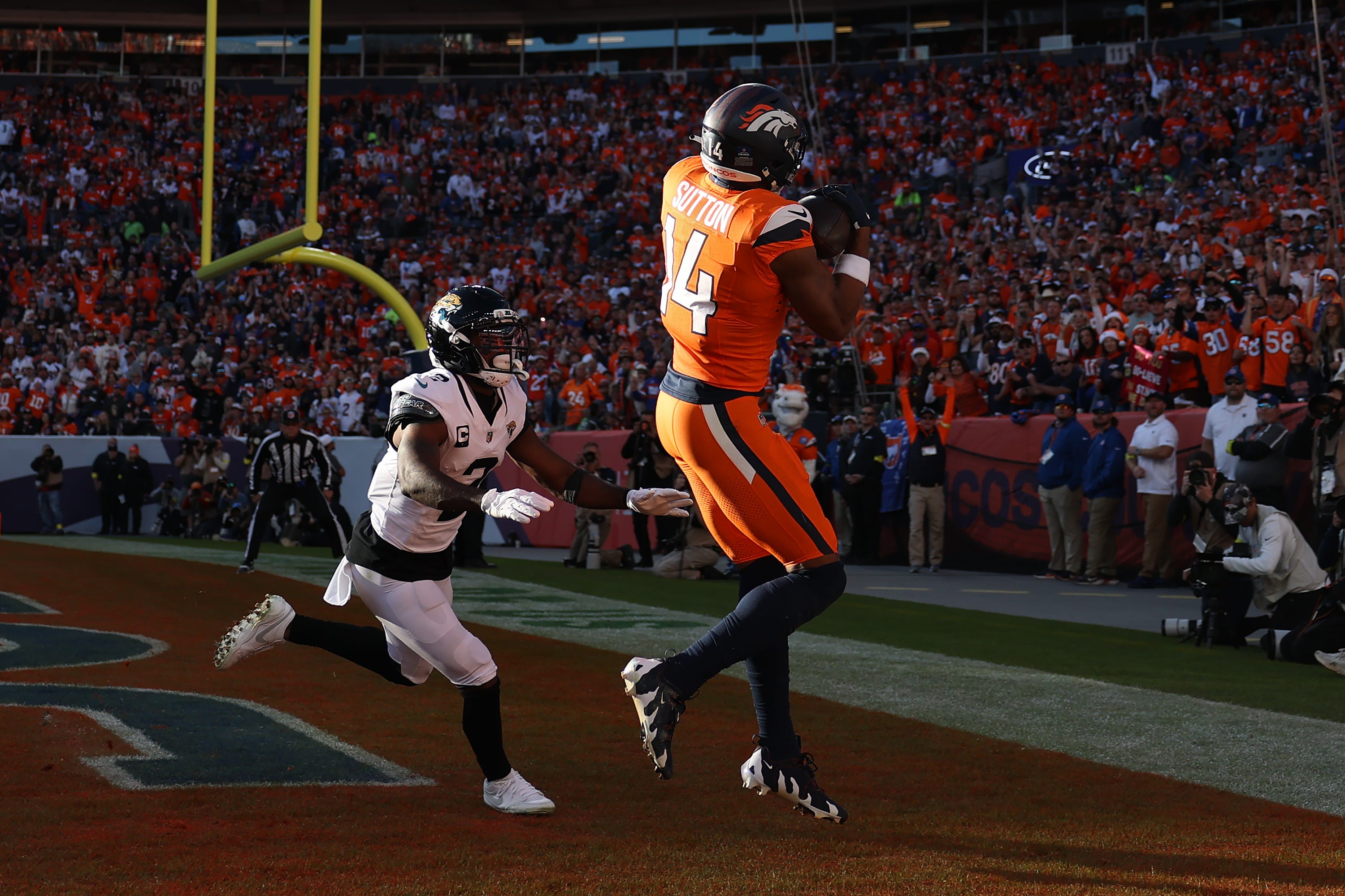 Fantasy football start 'em, sit 'em week 17: WR edition