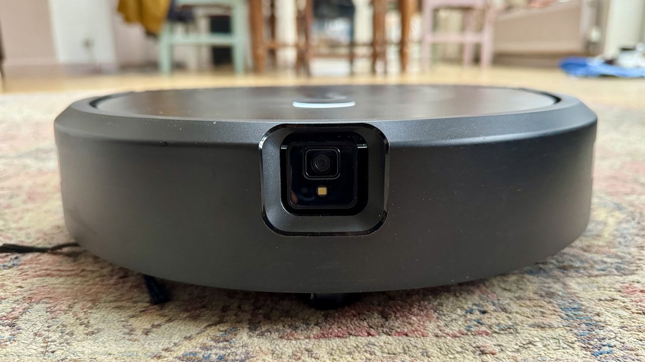 Just bought a new Roomba? iRobot CEO promises customers that takeover ...