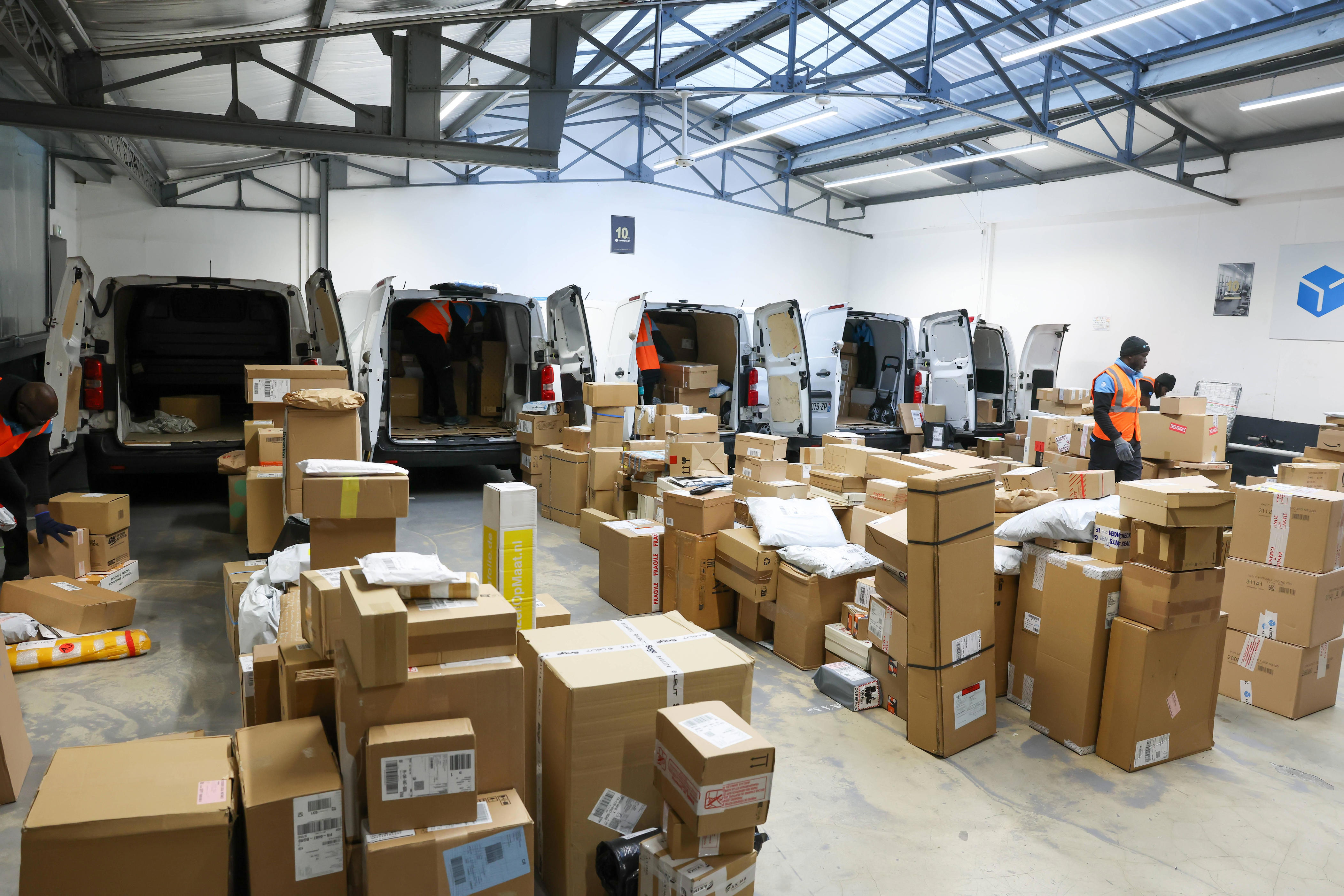 Cyberattaque : les services de La Poste perturbés à l'approche de Noël