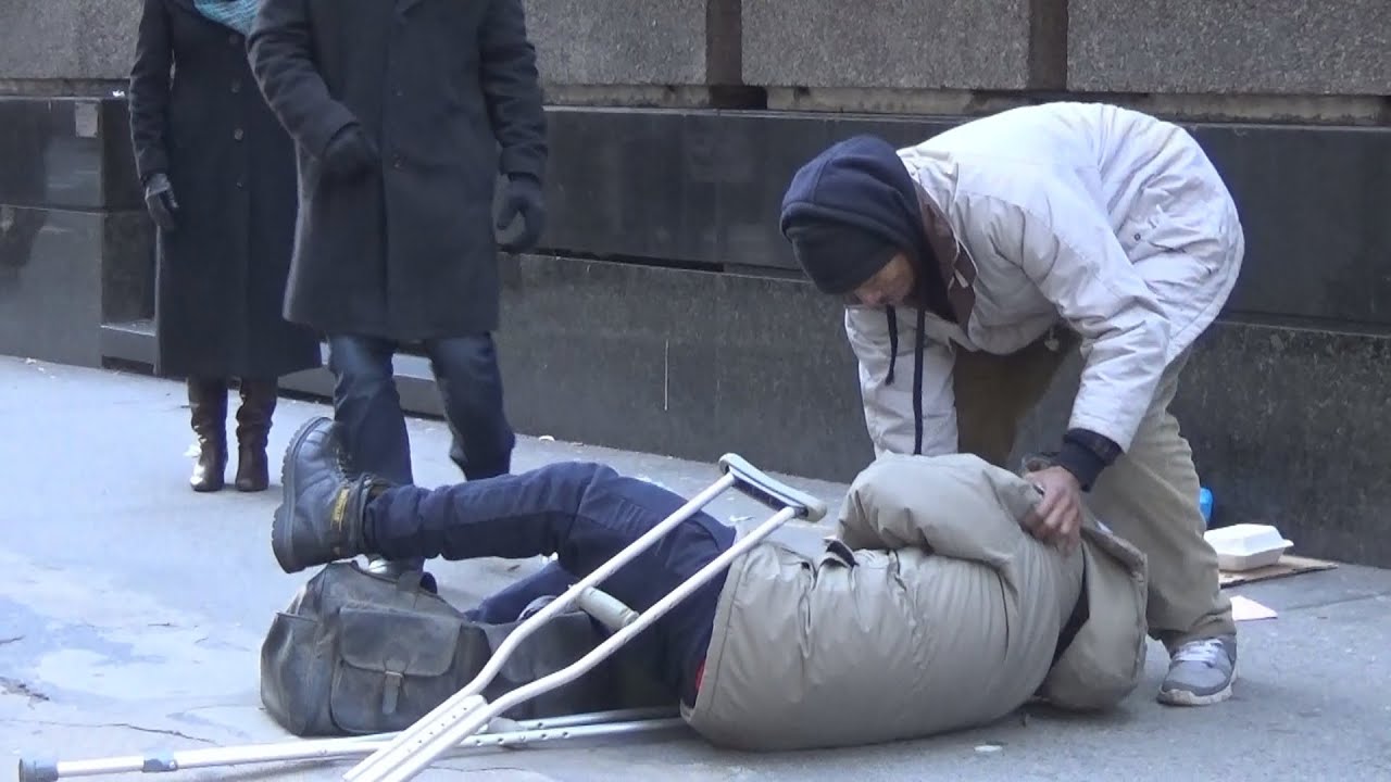Does How You Look Affect Kindness