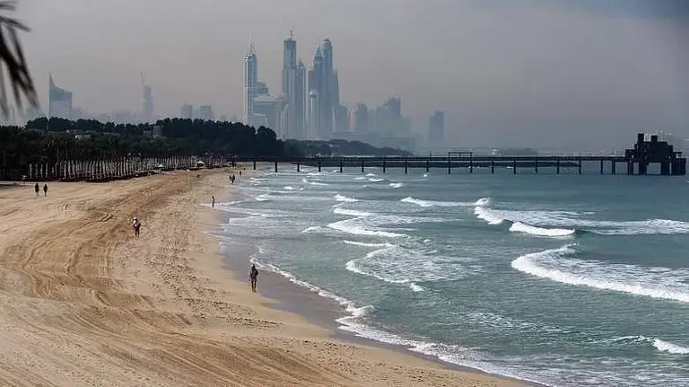 UAE weather tomorrow: Temperatures to drop as low clouds appear over ...