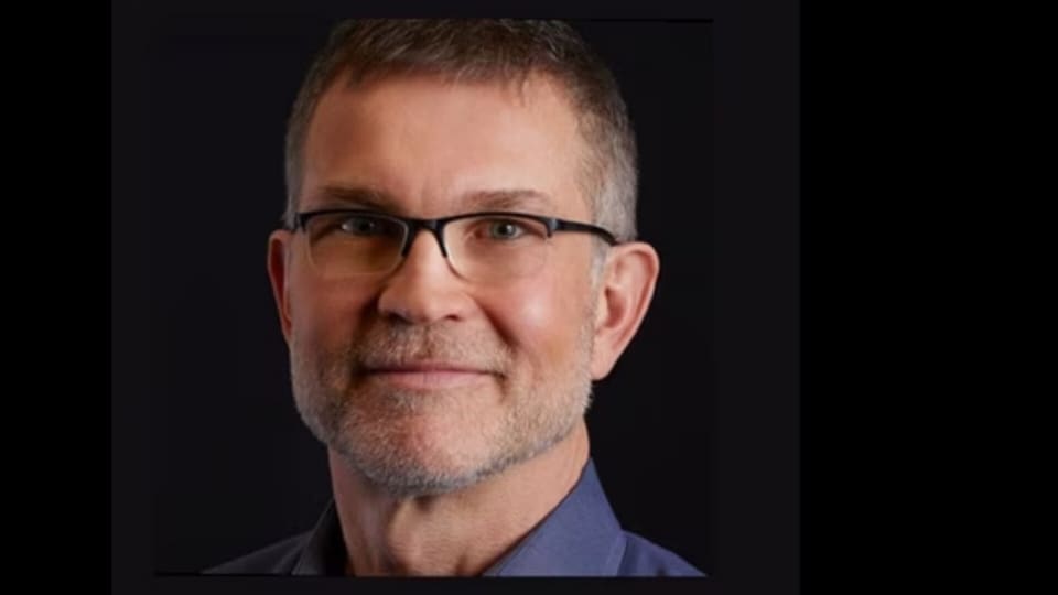 Roblox CEO, once a cleaner, says his early career struggles mirror Gen ...