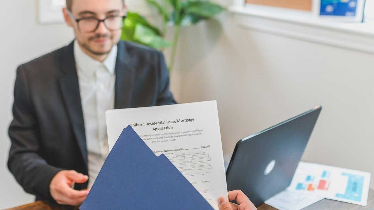 Fed cut backfires: Mortgage rates climb, demand slides