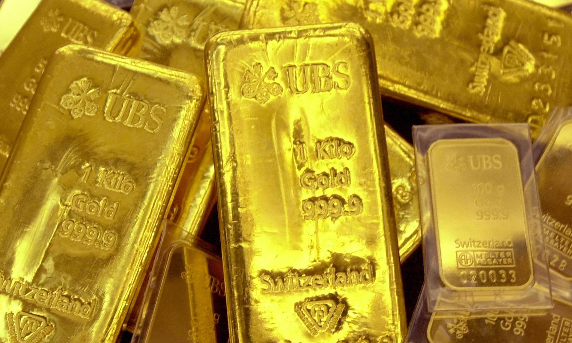 Cost of Gordon Brown's gold sale 25 years ago spirals to nearly £40BILLION