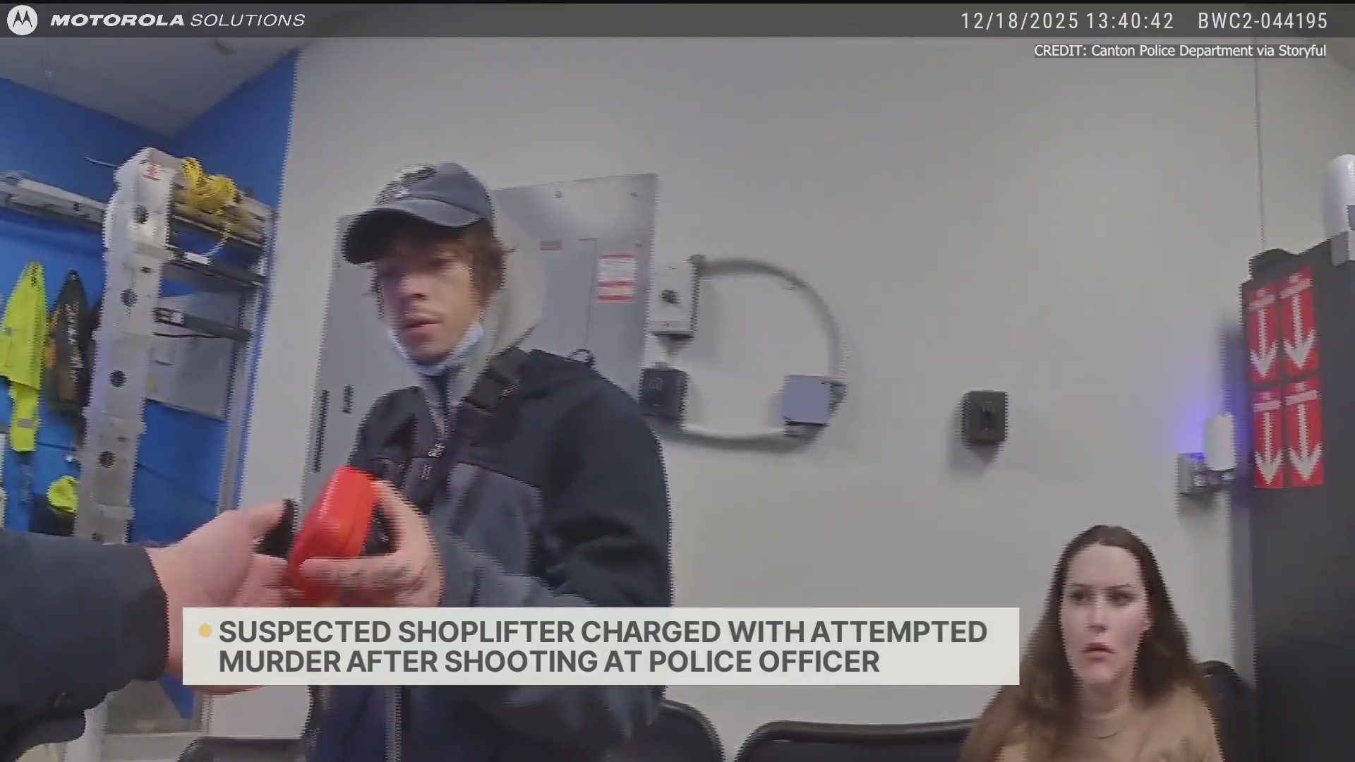 Suspected Walmart shoplifter allegedly attempts to shoot officer