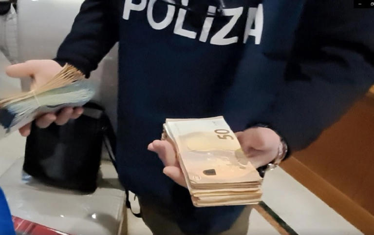 Sequestrati 97mila euro in contanti con il fiuto dell'unità cash dog