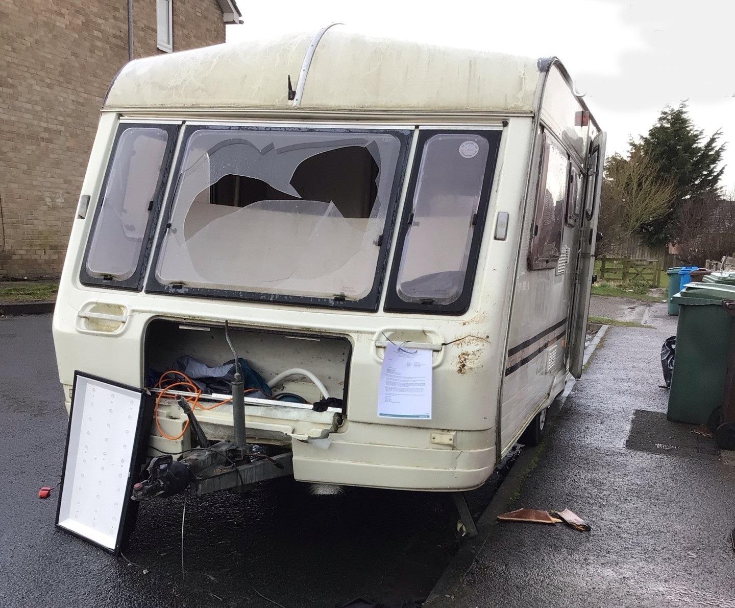 Man ordered to pay £1,300 for abandoning caravan