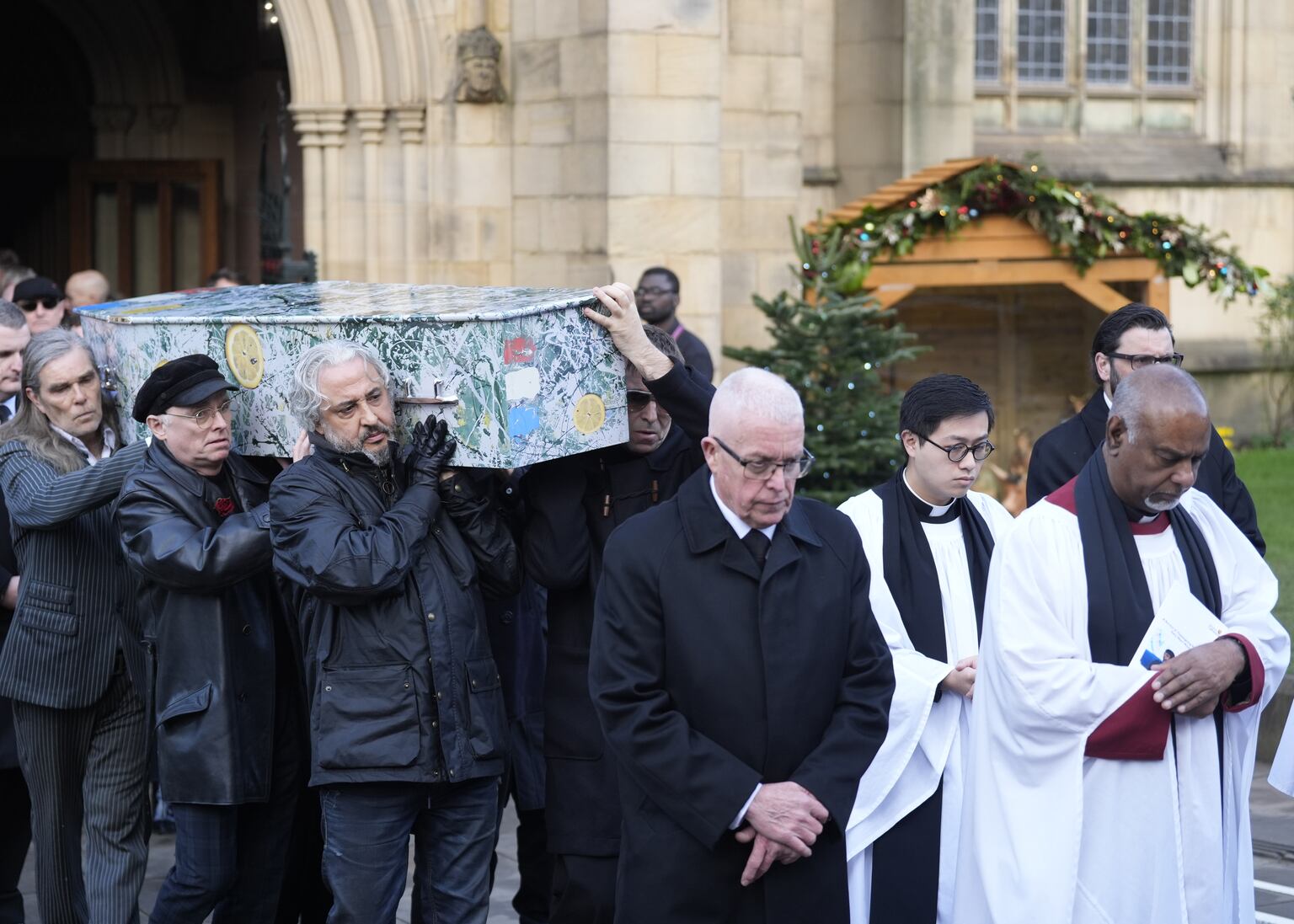 ‘Always a beautiful soul’ – star pays tribute to Stone Roses’ Mani