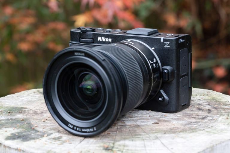 Best vlogging camera in 2026: top cameras for YouTube and TikTok ...