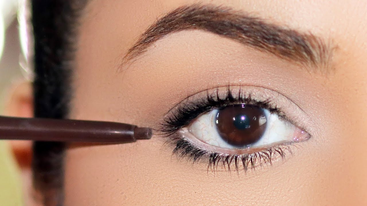 3-minute work-ready eye makeup hack!