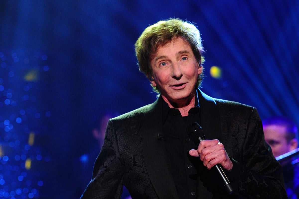 Barry Manilow will have surgery for cancerous spot on lung