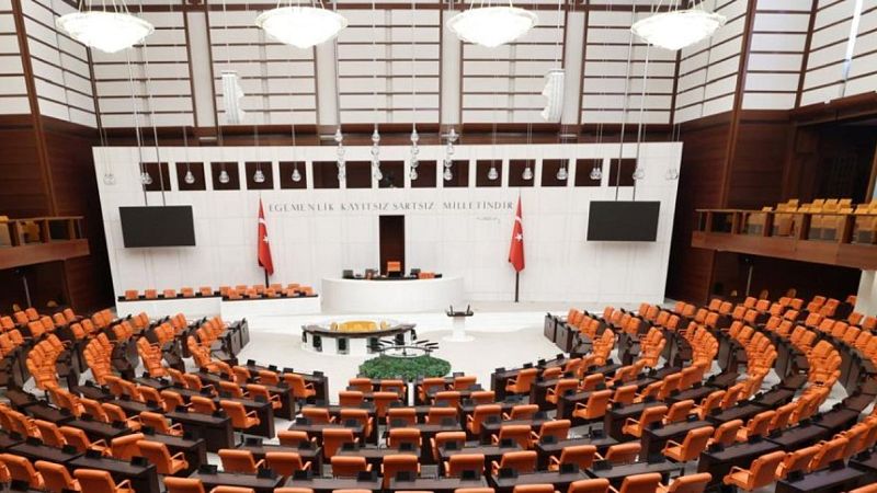 Turkish MPs brawl during heated budget debate