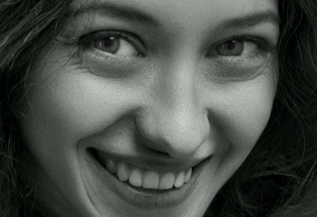 Dermatologists reveal the first signs of aging people miss