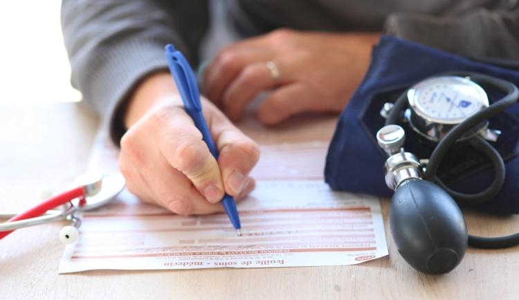 Mobilisation des médecins libéraux en janvier : un syndicat recense 4 ...