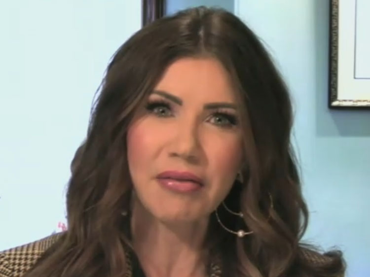 DHS Sec. Noem triples self-deportation incentive to $3,000 for holiday ...