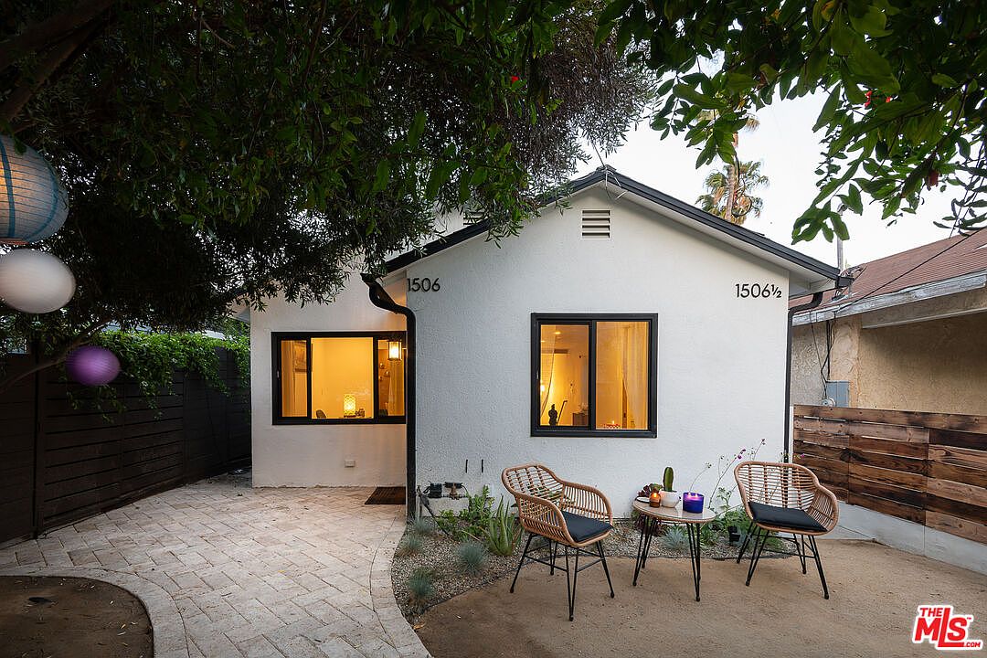 Charming 1916 Silver Lake compound in Los Angeles, California ...