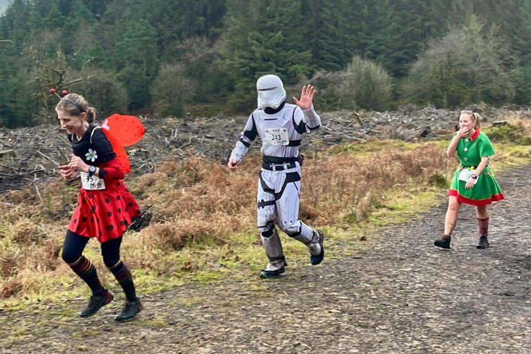 27 photos from annual charity 'Turkey Trot' hosted by Ribble Valley Runners