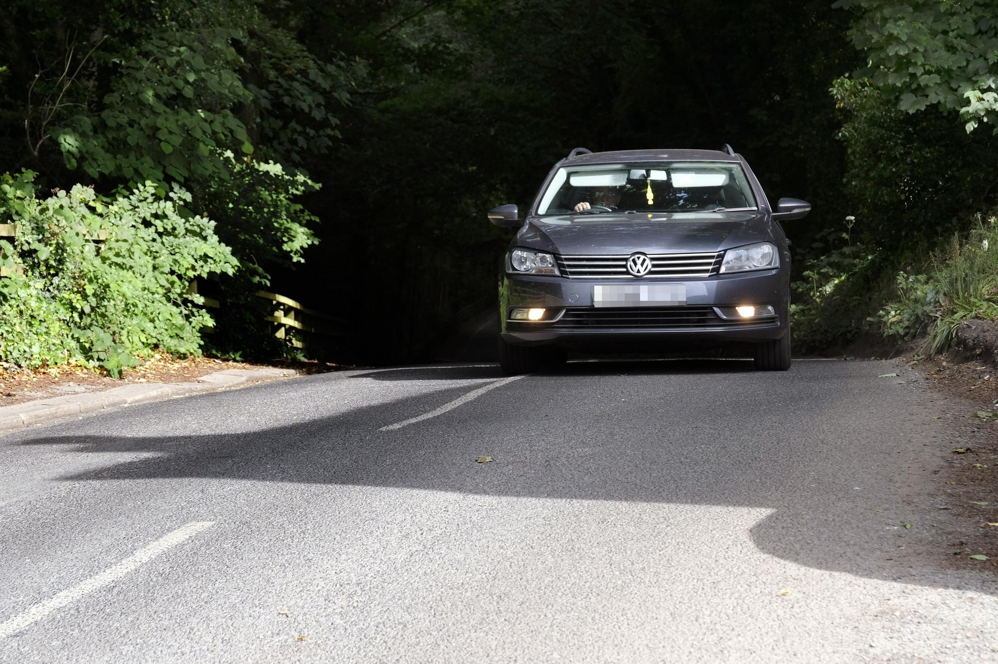 Senior councillor calls for traffic lights as villagers around ...