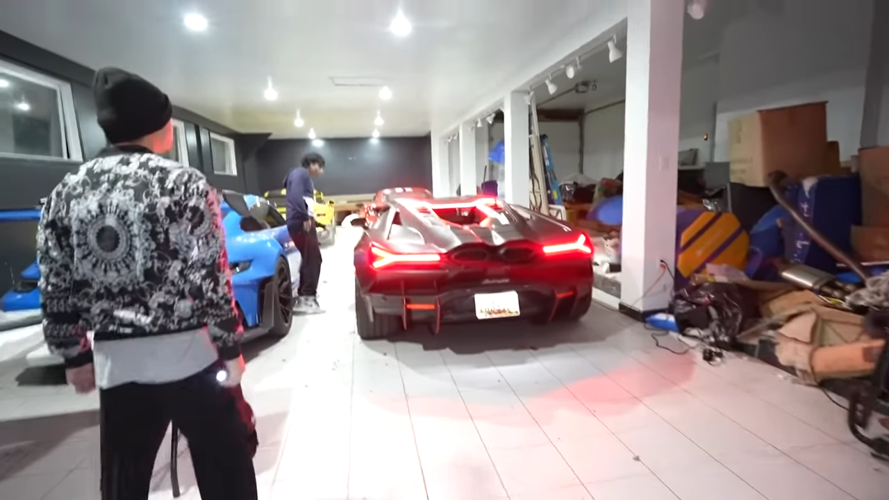 Road rage driver tries to steal my Lamborghini!