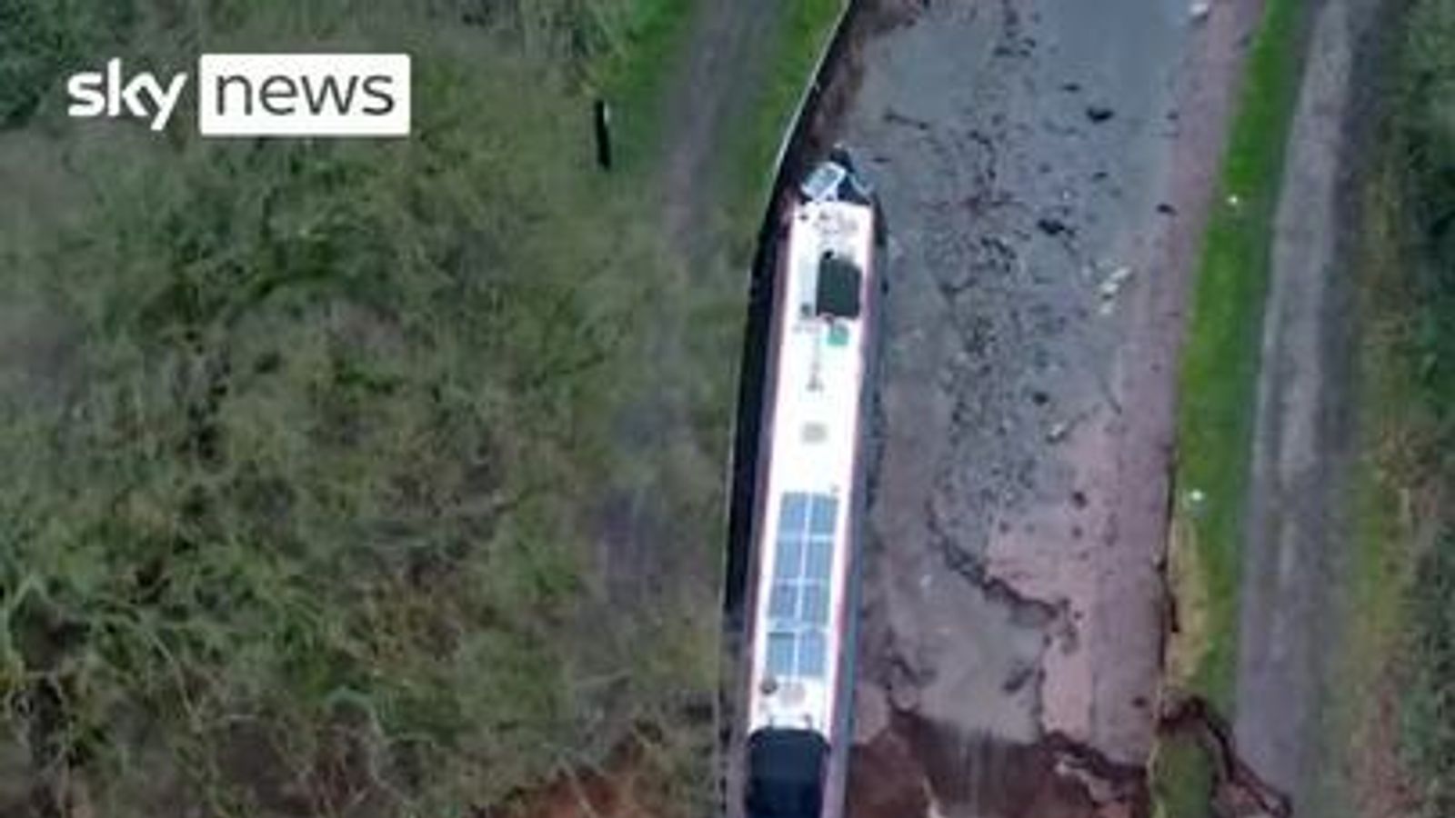 Sinkhole drains canal and swallows boats