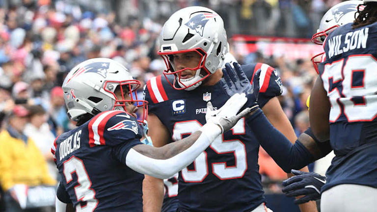 Patriots officially clinch playoff berth with win