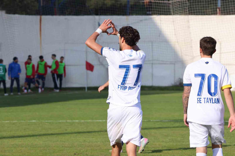 TFF 2. Lig: Menemen FK: 2 - 1461 Trabzon FK: 2